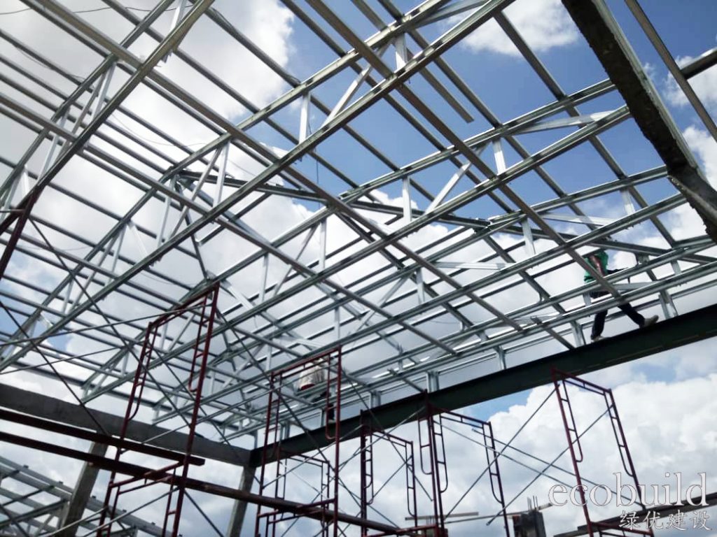 Roof Structure of Lightweight Steel Truss | Bungalow, Apartment ...